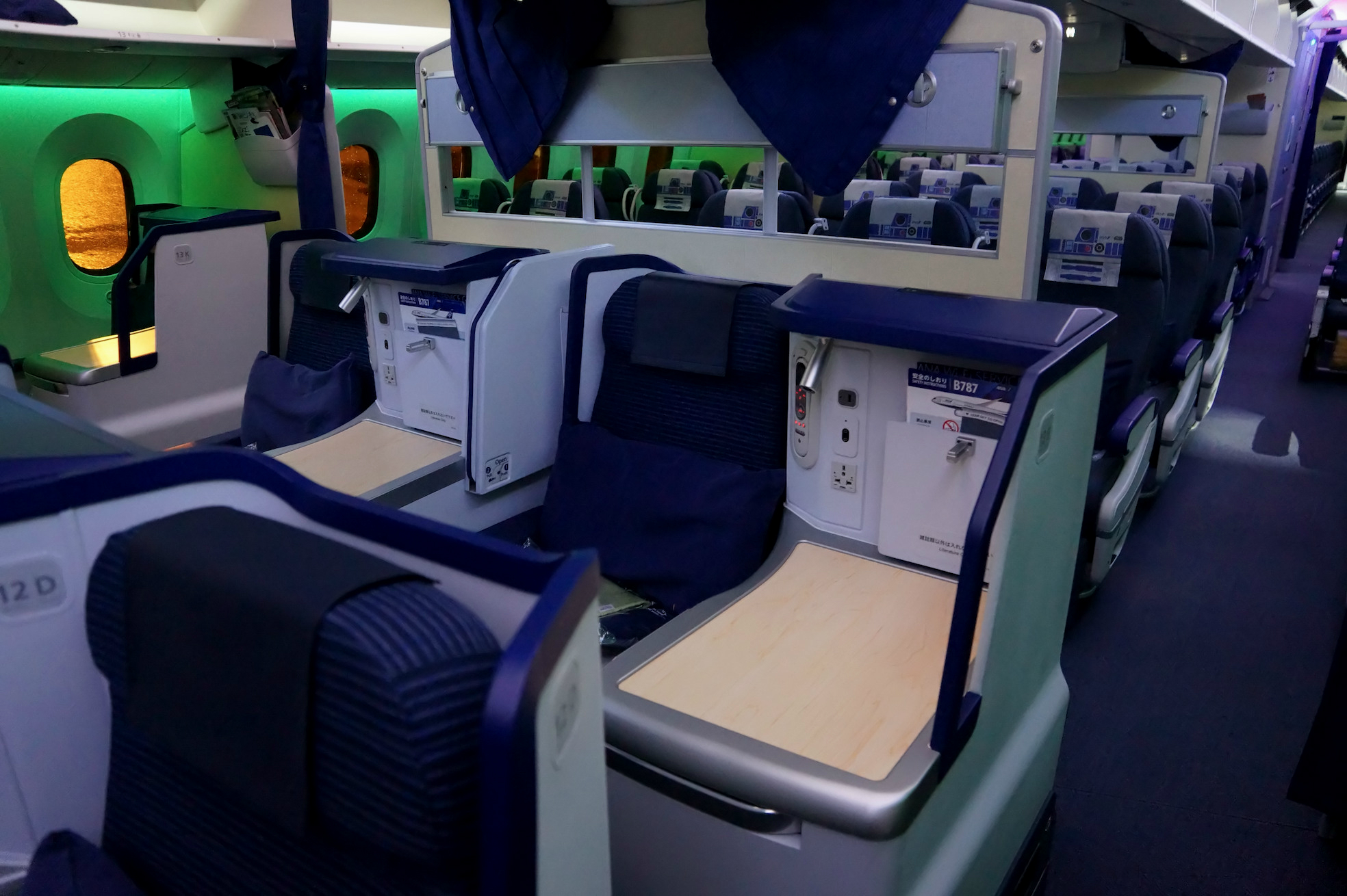 ANA présente ses aménagements en cabines à bord de l'Airbus A380 ...